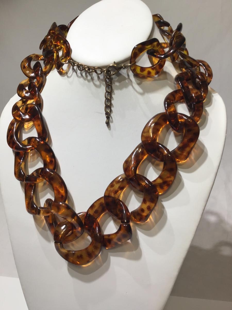 vintage 80's Designer chunky swirl amber plastic resin chain necklace ...