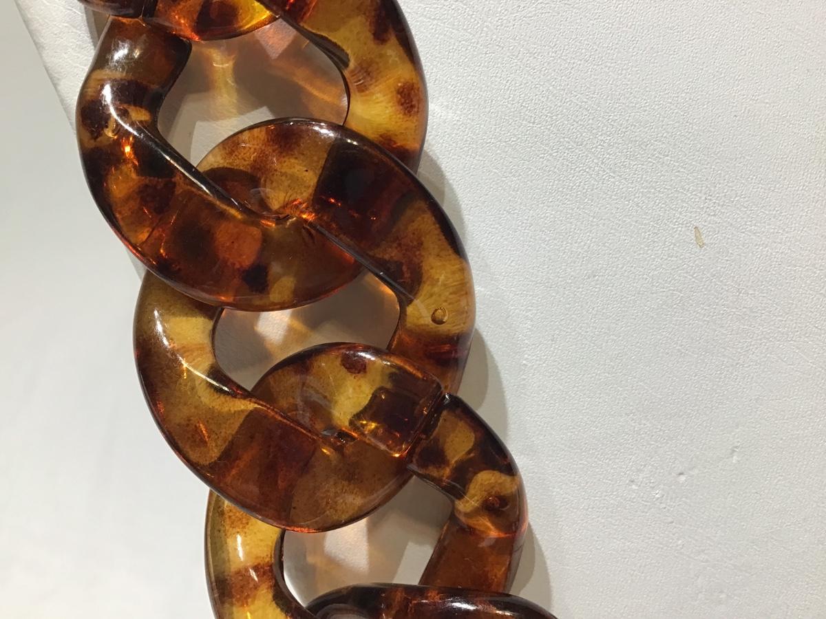 vintage 80's Designer chunky swirl amber plastic resin chain necklace ...