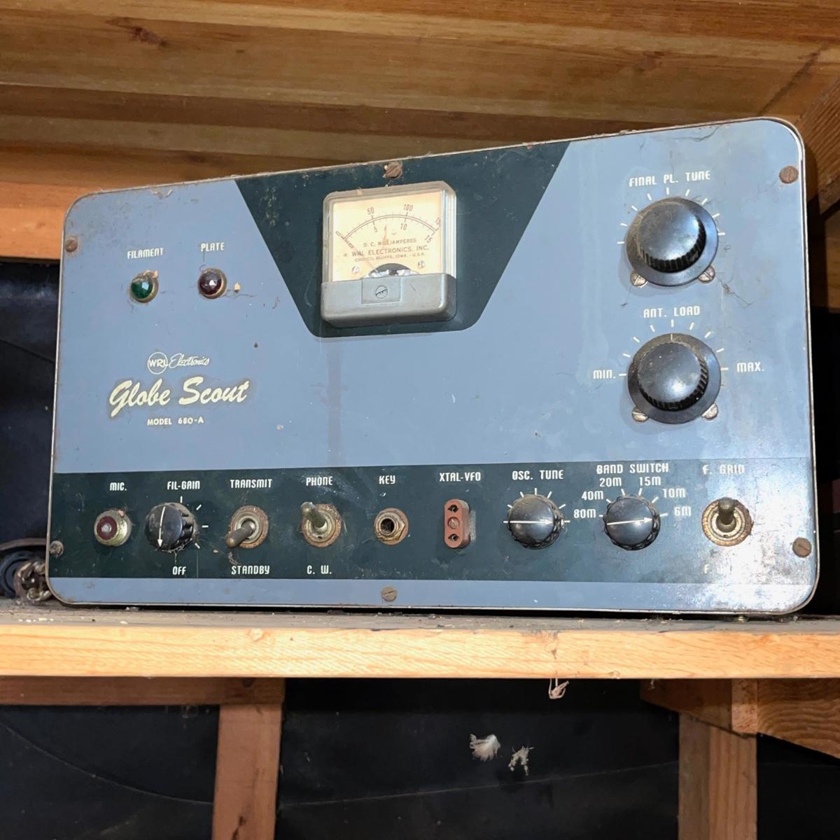 Lot 297 Globe Scout Ham Radio Transmitter 680A | EstateSales.org