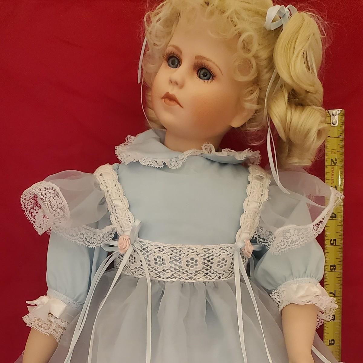 LOT 187 - 22" "Barbie Sue" By: Thelma Resch | EstateSales.org