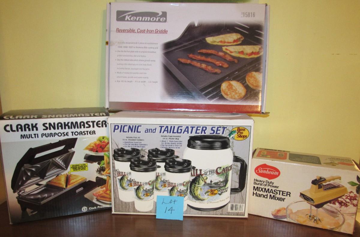 LOT 14- SUNBEAM HAND MIXER, MULTI PURPOSE TOASTER, GRILL TAILGAIT SET ...