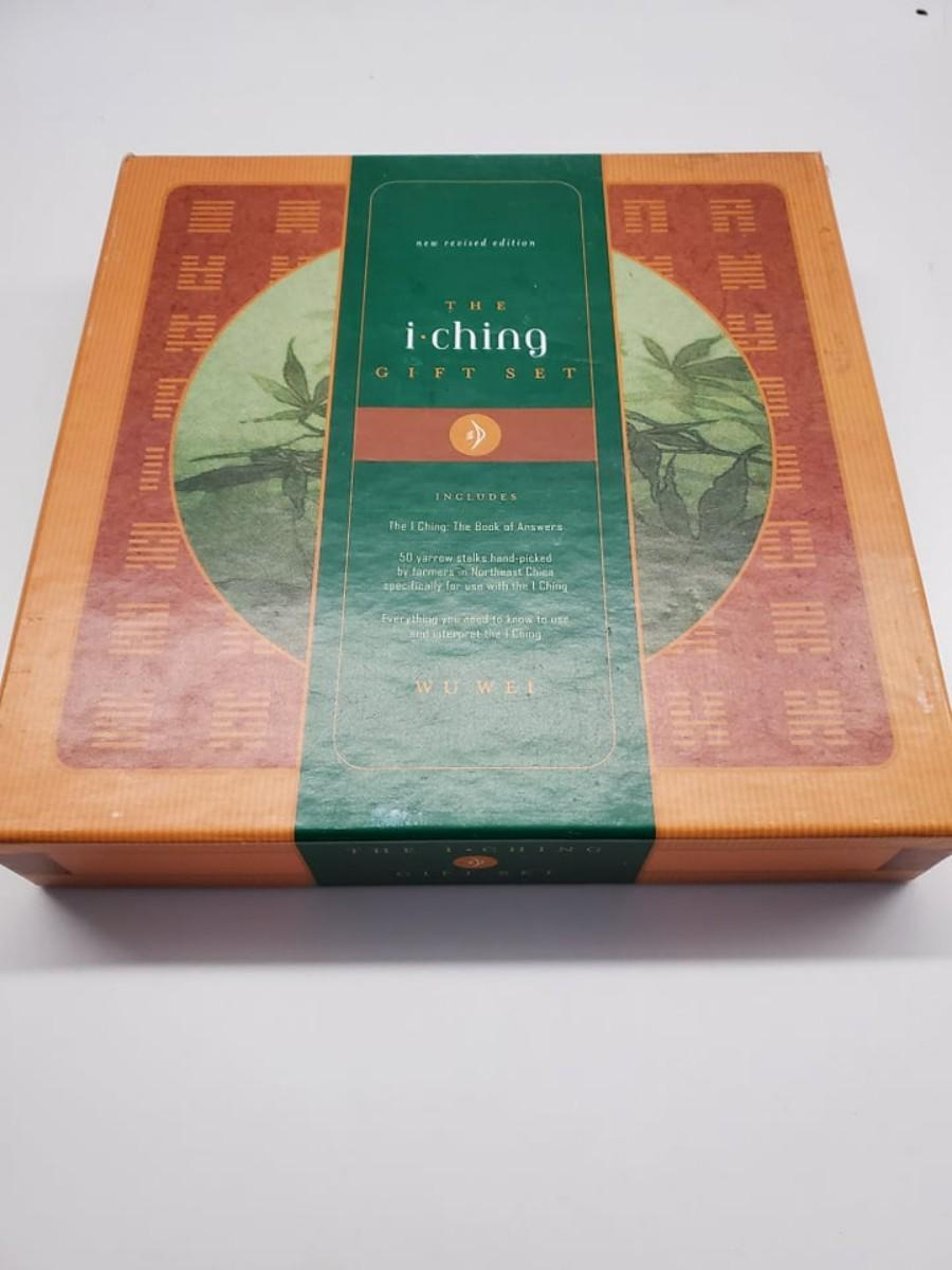 THe I-ching gift set | EstateSales.org