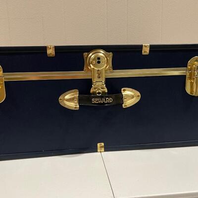 SEWARD ~ Deep Navy Blue Trunk | EstateSales.org