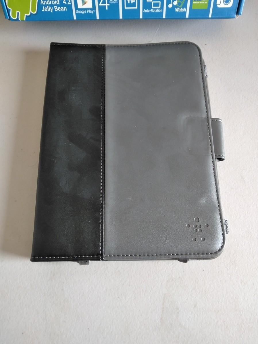 LOT 146 NEW APEX TABLET 7 INTERNET TABLET WITH CASE | EstateSales.org