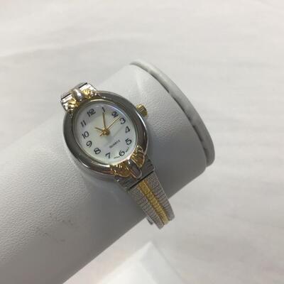 Vintage Avon Watch | EstateSales.org