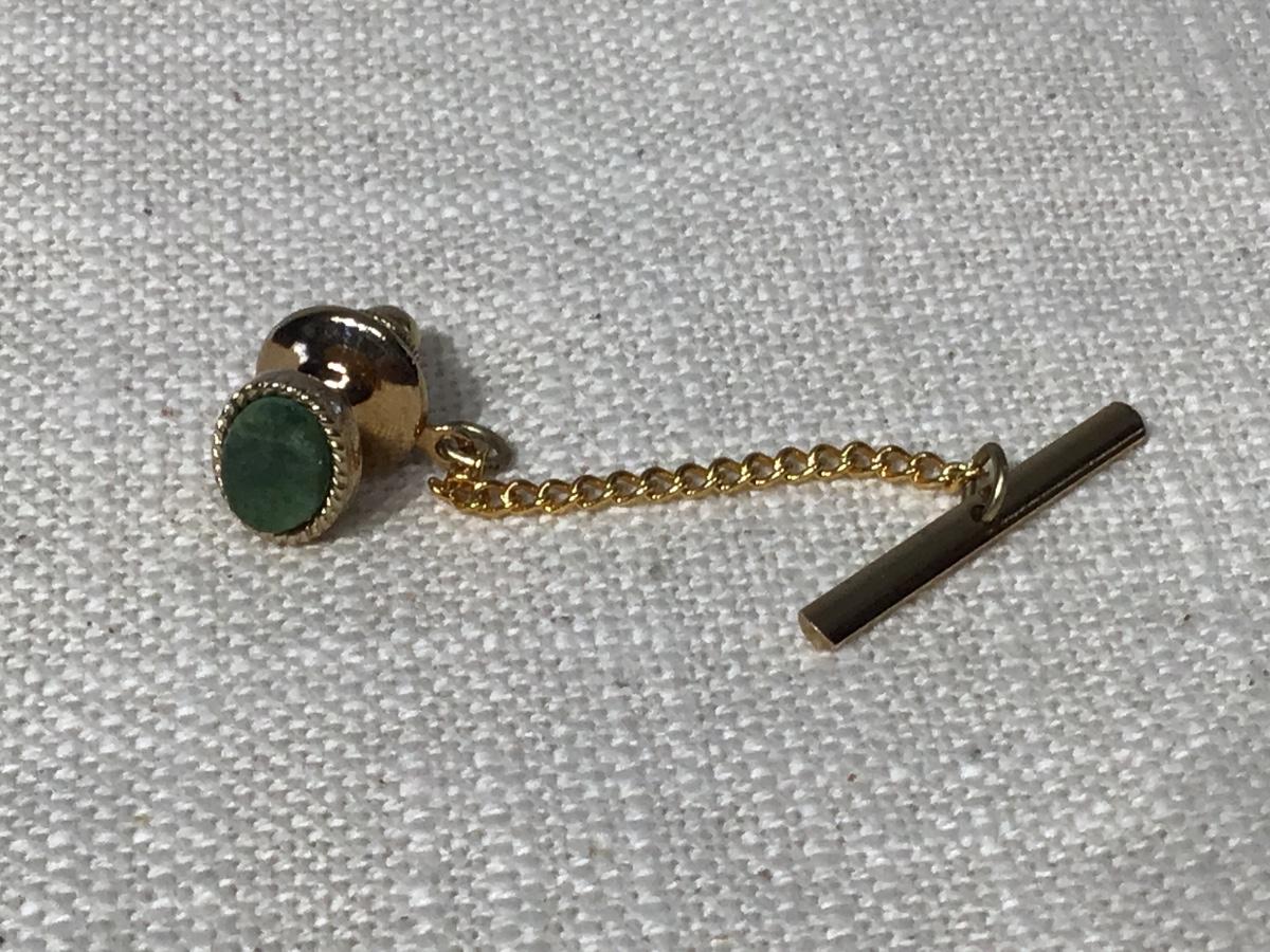 Vintage swank Jade stone tie pin | EstateSales.org