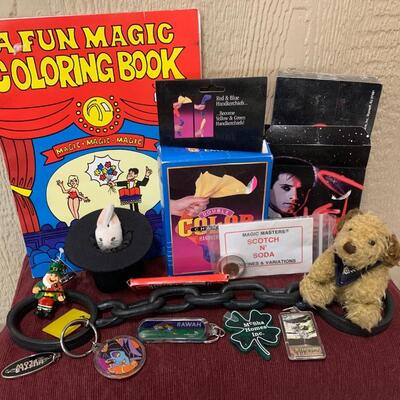 Magic/misc bundle | EstateSales.org