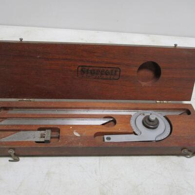 STARRETT No. C359 Precision Universal Bevel Protractor | EstateSales.org