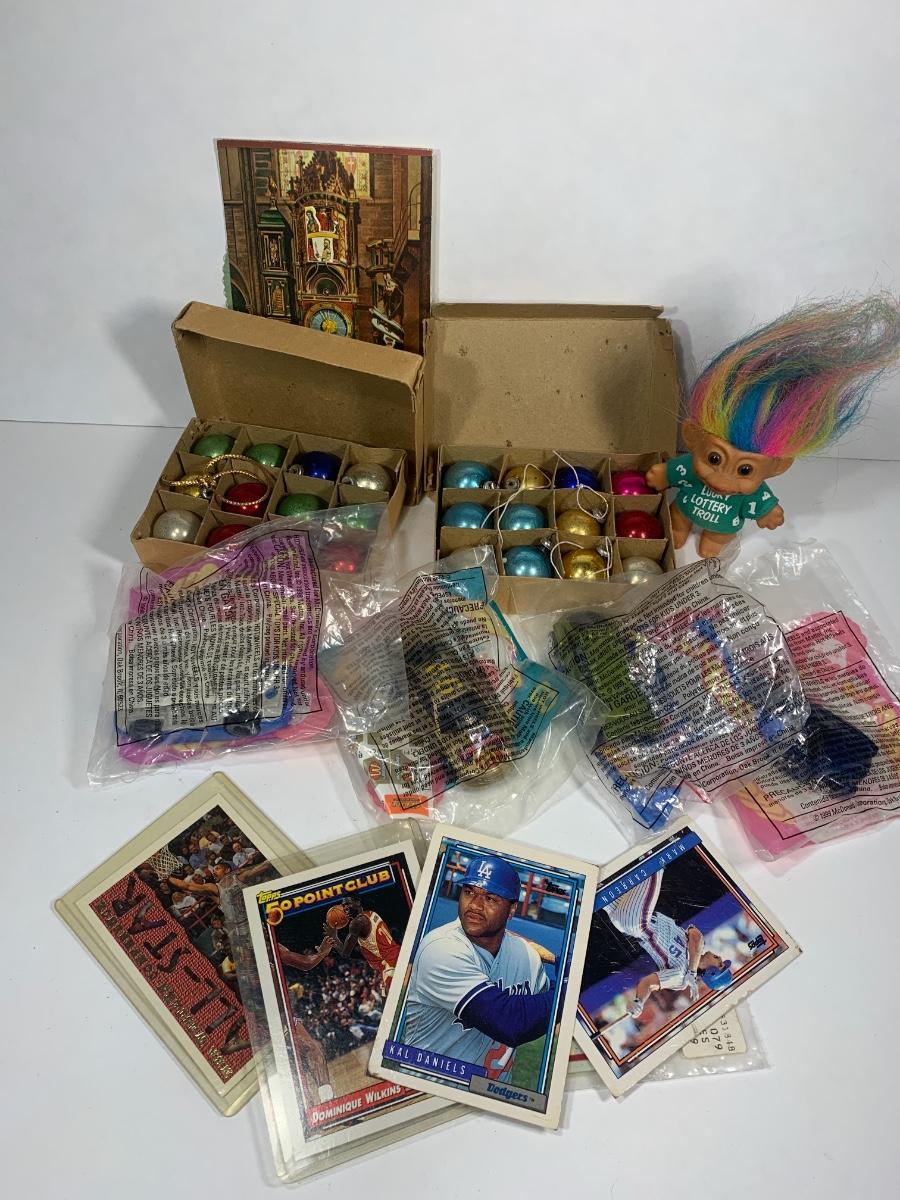 Hot Wheels, Baseball Cards, Ornaments & Others | EstateSales.org