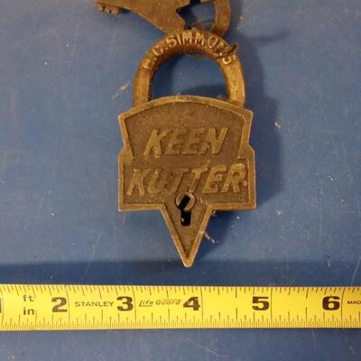 LOT 160 OLD KEEN KUTTER PAD LOCK WITH KEYS | EstateSales.org