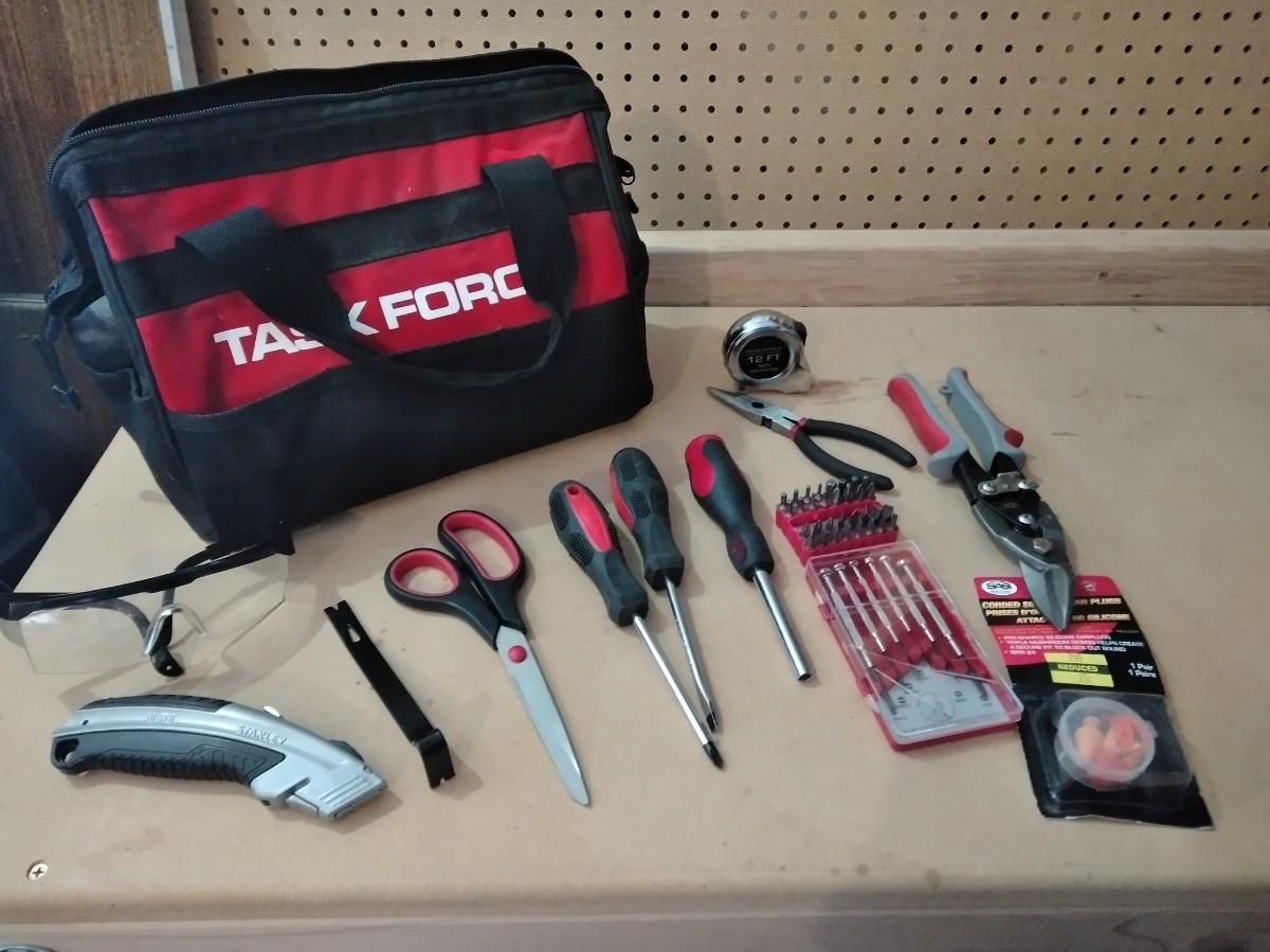 LOT 357 HAND TOOLS AND A TASK FORCE TOOL BAG | EstateSales.org