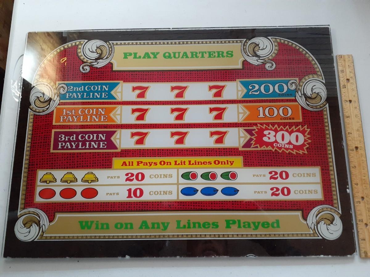 Vintage slot machine glass | EstateSales.org