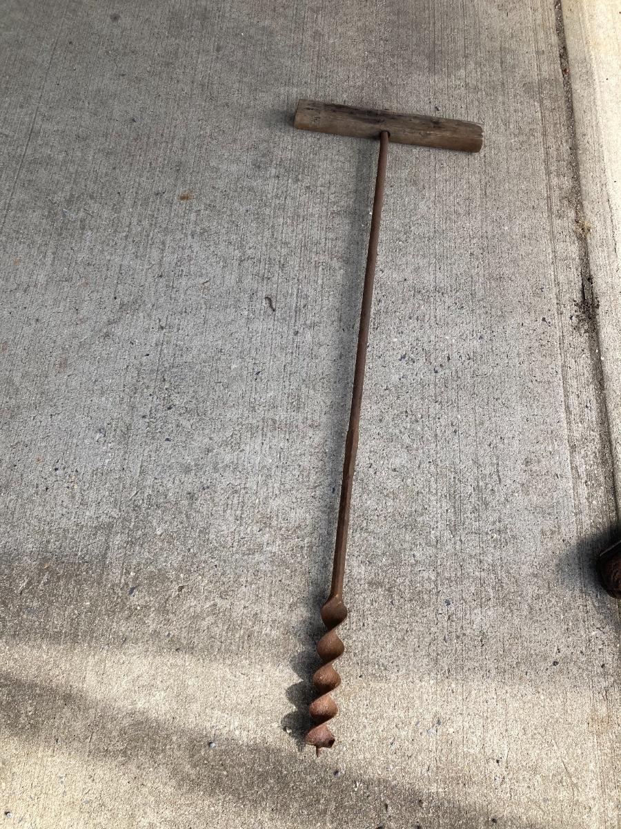 Antique Auger Tool | EstateSales.org