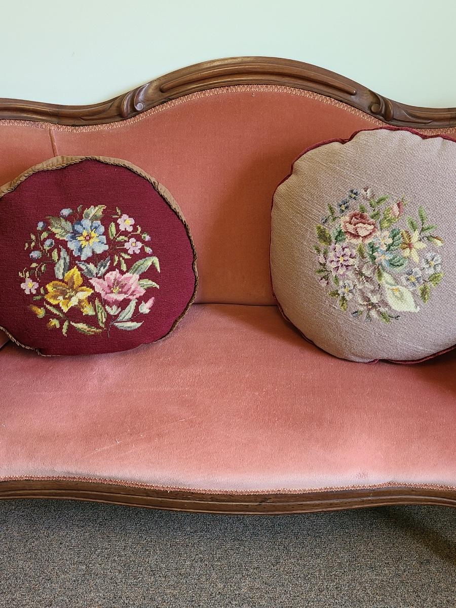 LOT 42: Vintage Petite Velour Parlor Couch w/Oversized Pillows ...