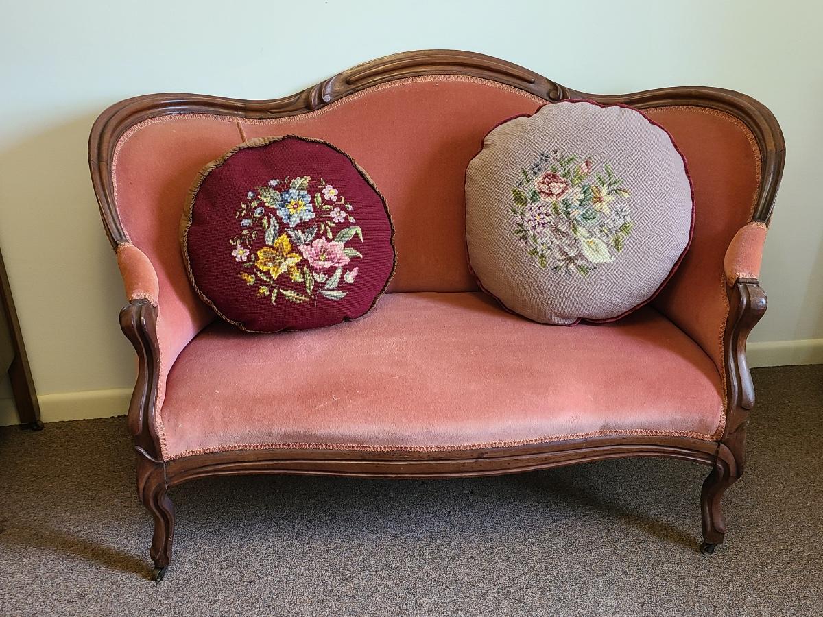 LOT 42: Vintage Petite Velour Parlor Couch w/Oversized Pillows ...
