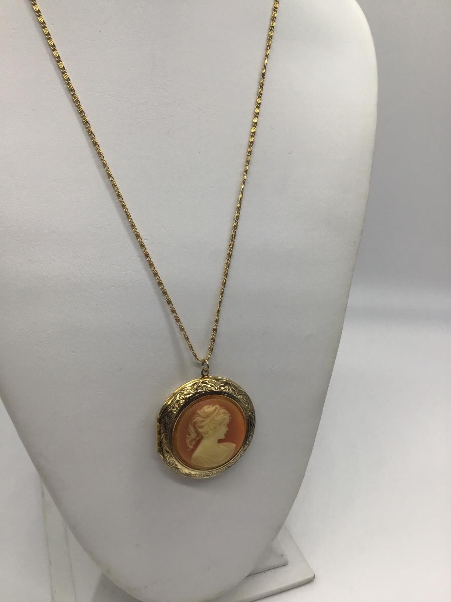 Cameo Locket Pendant Necklace | EstateSales.org