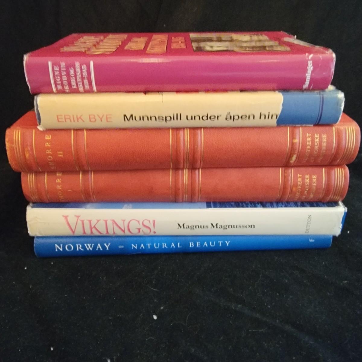 Lot of 6 Books | EstateSales.org