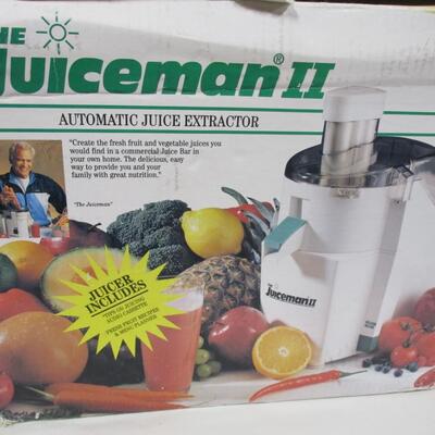 The Juiceman II The Classic Professional Fruit and Vegetable Juicer ...
