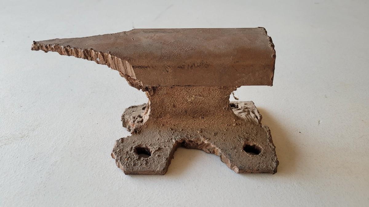 Lot 284: Small Homemade Anvil | EstateSales.org