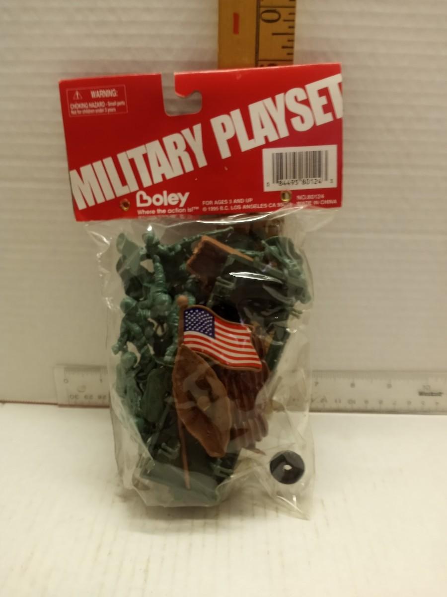 MidWestern Dst. Army men and equipment 1996 new in package ...