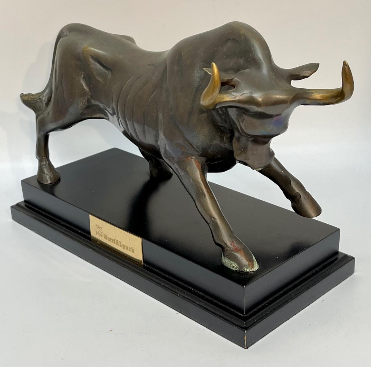 Merrill Lynch Bronze Brass Bull Statue Award Commemorative Statuette ... Merrill Lynch Bronze Brass Bull Statue Award Commemorative Statuette ...
