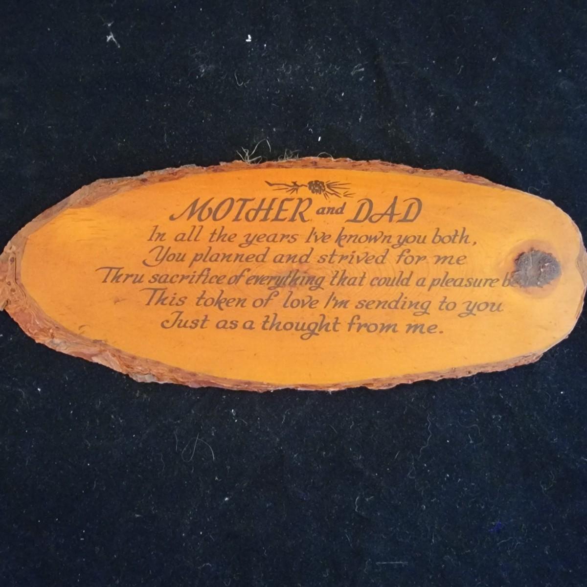 Wooden Mother and Dad Sign | EstateSales.org