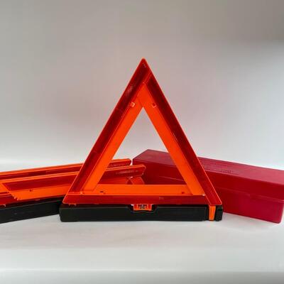 Warning Triangle Flare Kit, Set of 3 | EstateSales.org