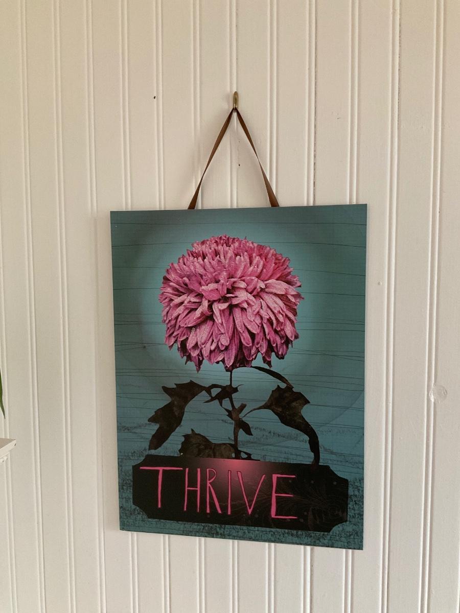 Thrive Wall art | EstateSales.org
