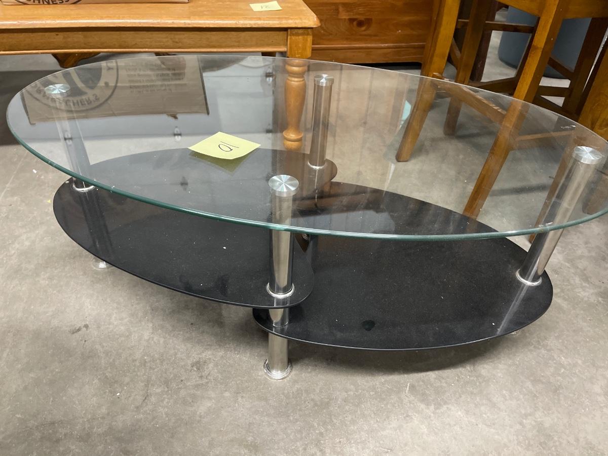 D10-Coffee Table | EstateSales.org