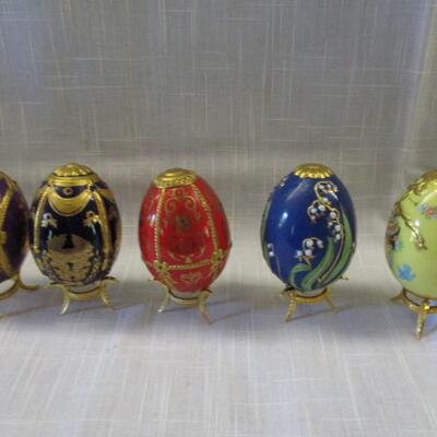 Franklin Mint Faberge Imperial Jeweled Eggs w Stands | EstateSales.org