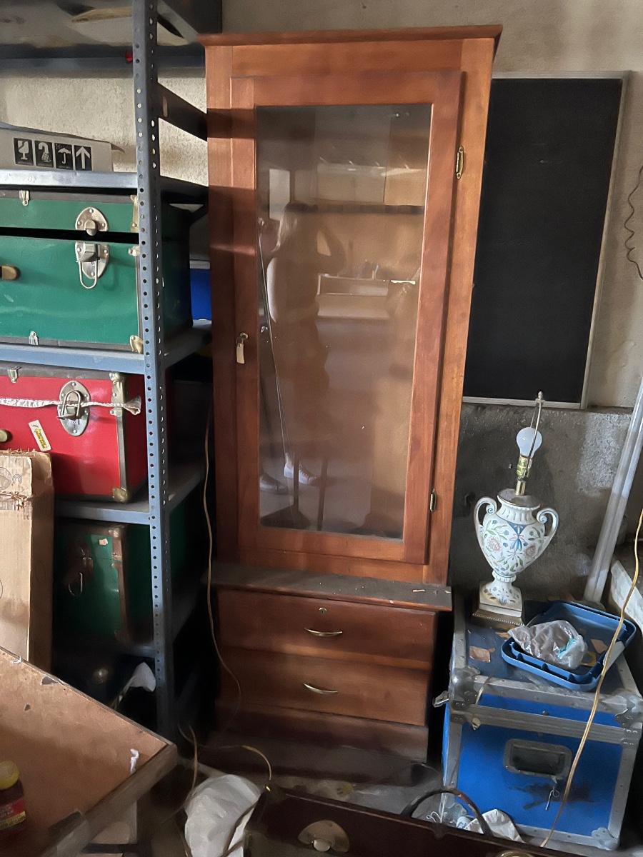 Old style Glass door gun display cabinet | EstateSales.org