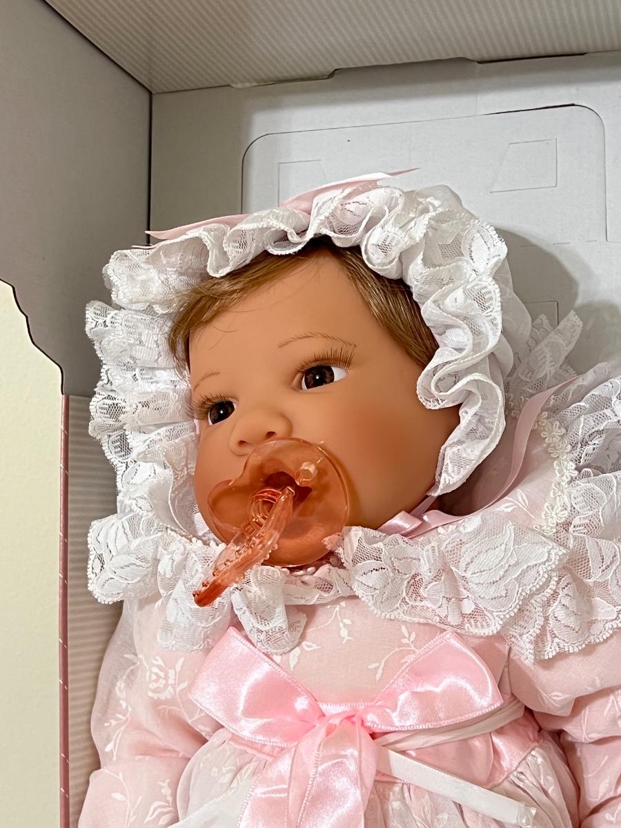 LEE MIDDLETON ORIGINAL DOLLS ~ Loving Tribute | EstateSales.org