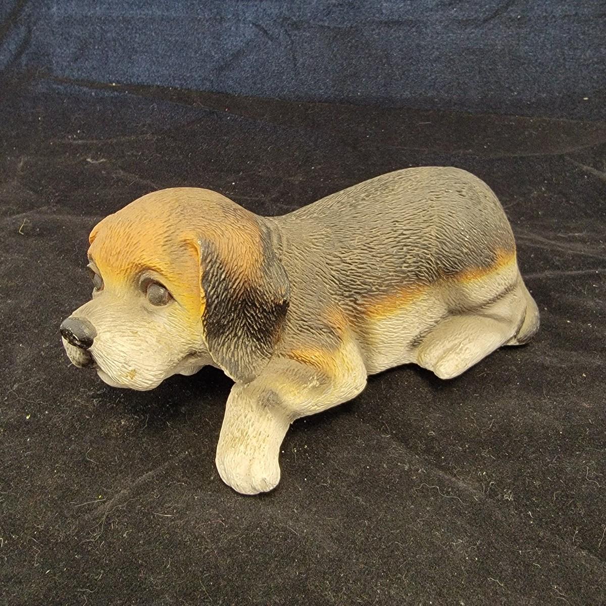 Dog Figure | EstateSales.org