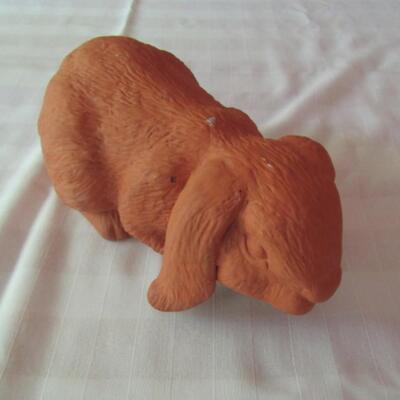 Terra Cotta Rabbit | EstateSales.org