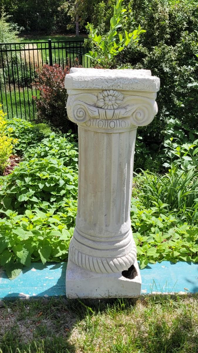 Lot 182: Vintage Plaster Garden Column | EstateSales.org