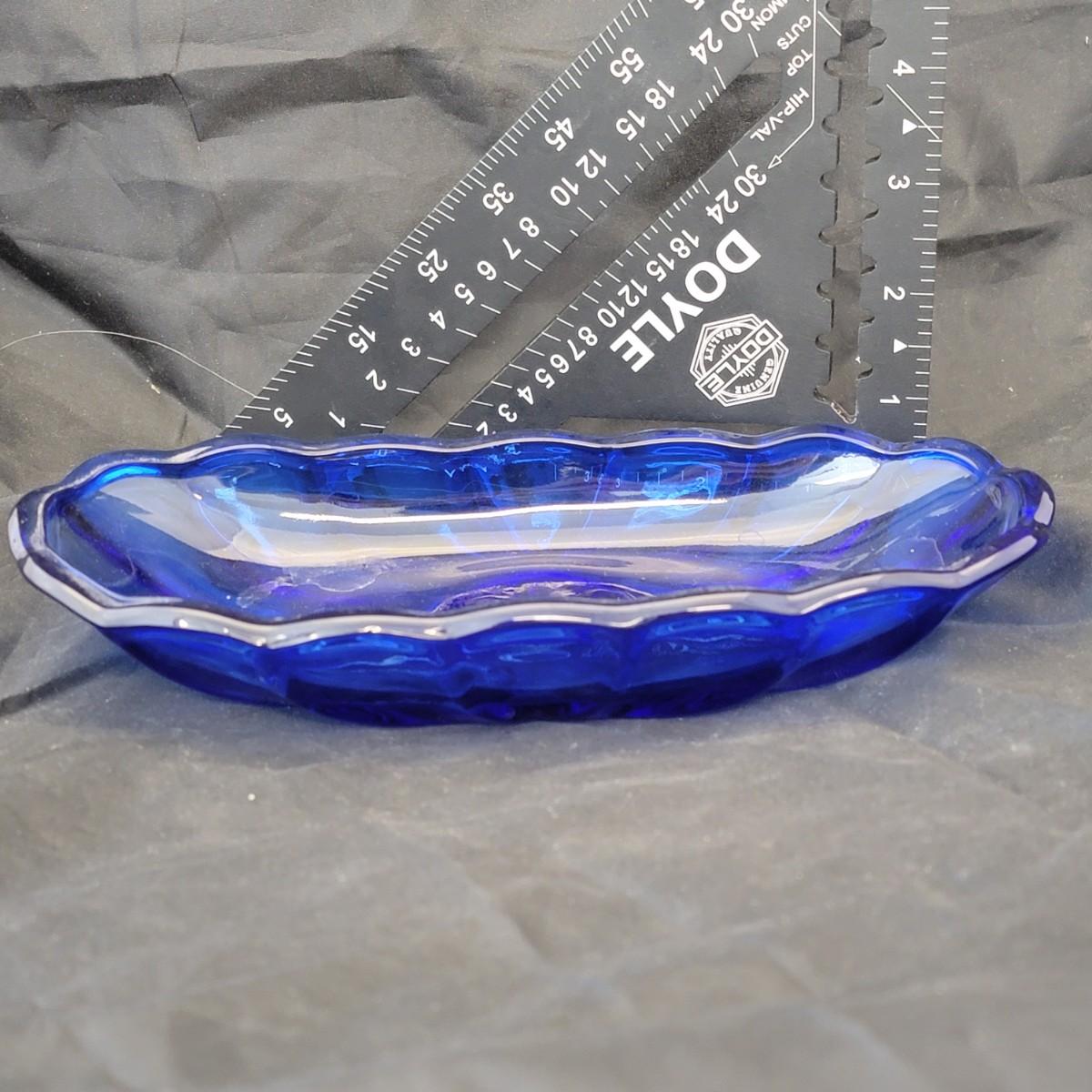 Blue Glass Dish | EstateSales.org