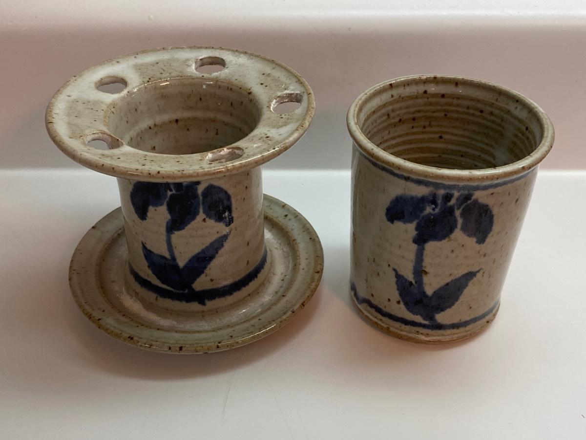 Hand made Bath Pottery 2 Pieces French Country | EstateSales.org