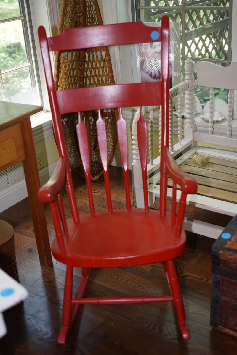 VINTAGE ARROW BACK ROCKER PAINTED RED | EstateSales.org