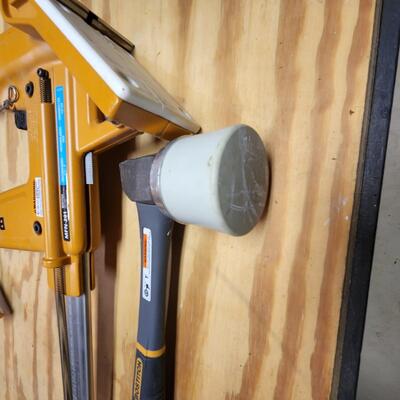 Bostitch MFN-201 Flooring Nailer with Graphite Hammer Mallet ...