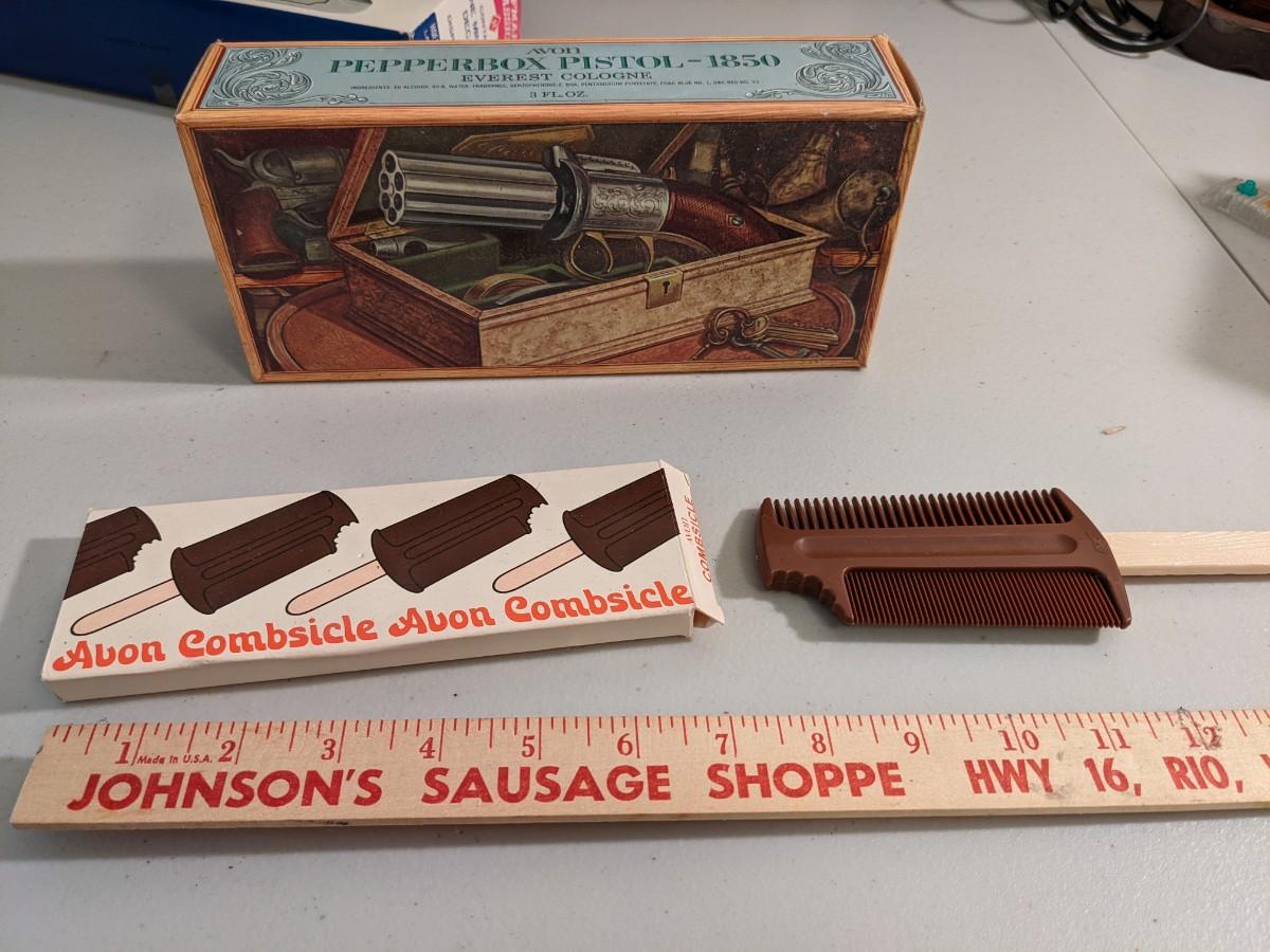 NOS Avon Pepperbox Pistol and Combsicle | EstateSales.org