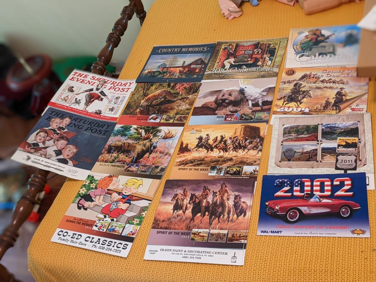 Lot Vintage Calendars, Great Pictures | EstateSales.org