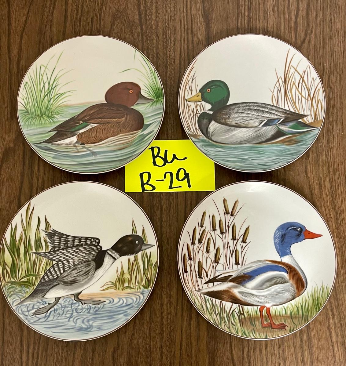 Duck Plates | EstateSales.org