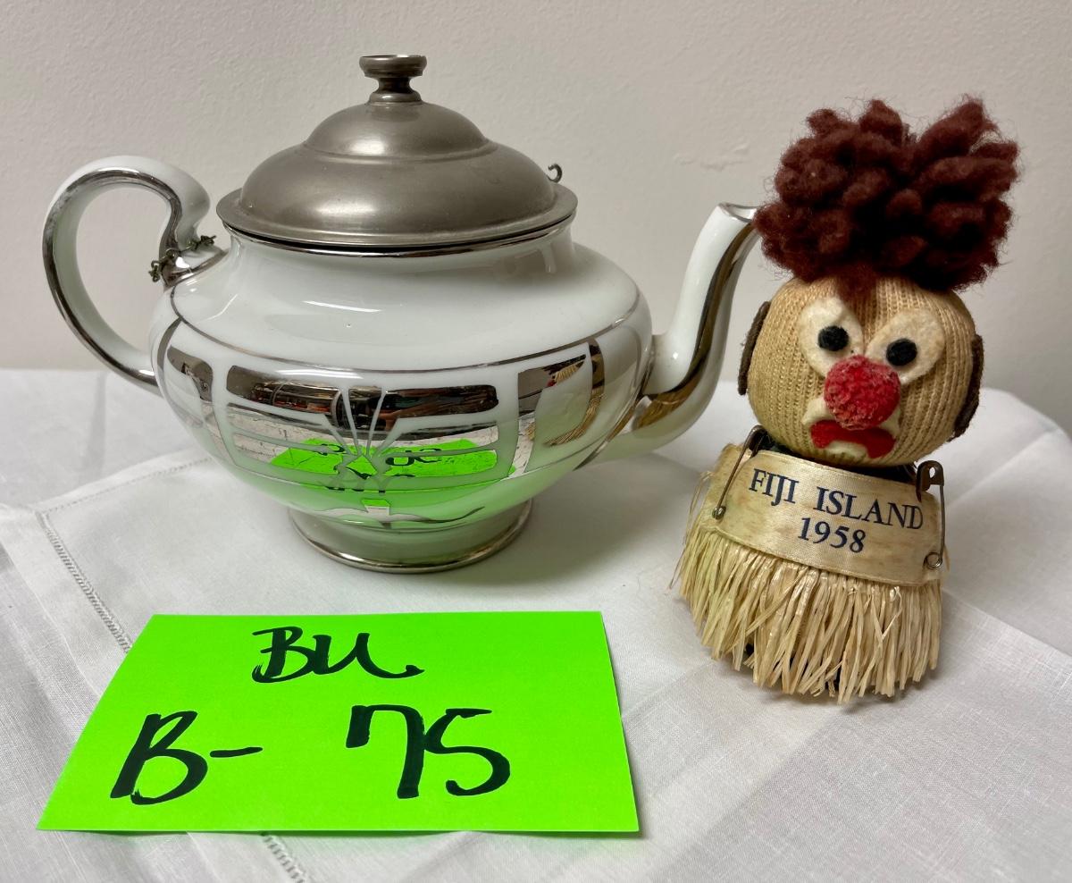Fiji Island & Teapot | EstateSales.org