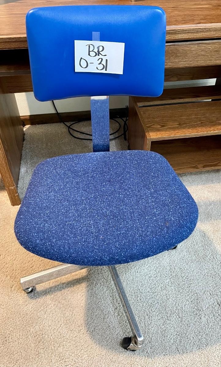MCM Blue Office Chair | EstateSales.org