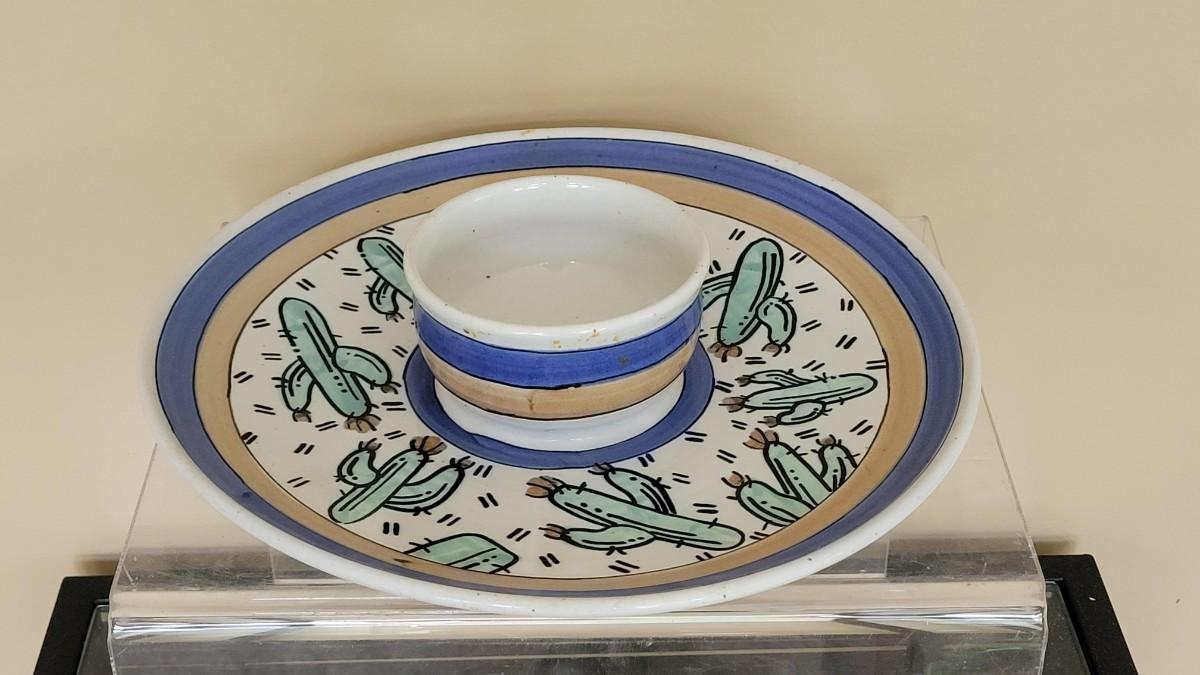 Lot 207: Signed HAGE Chip & Dip Pottery | EstateSales.org