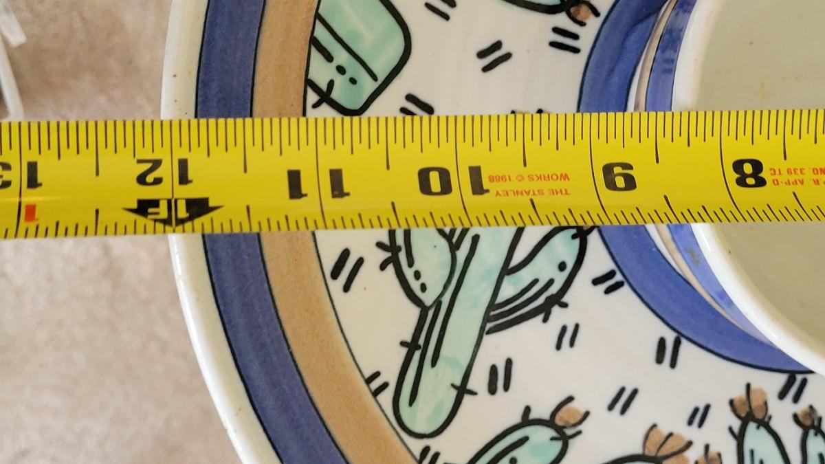 Lot 207: Signed HAGE Chip & Dip Pottery | EstateSales.org