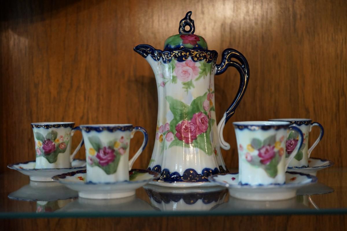 EARLY 1910-1920'S HAND PAINTED HOT CHOCOLATE SET HC POT WITH SIX CUPS ...