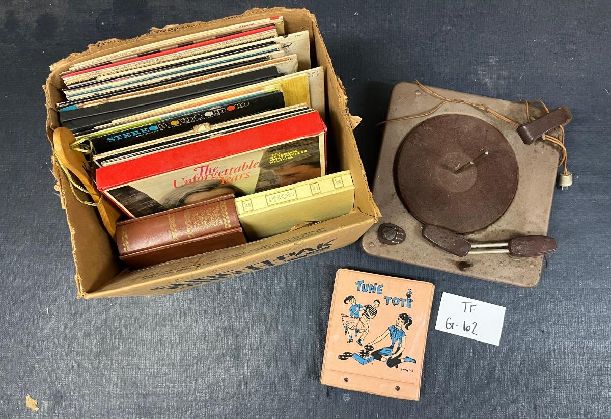 Record Lot | EstateSales.org