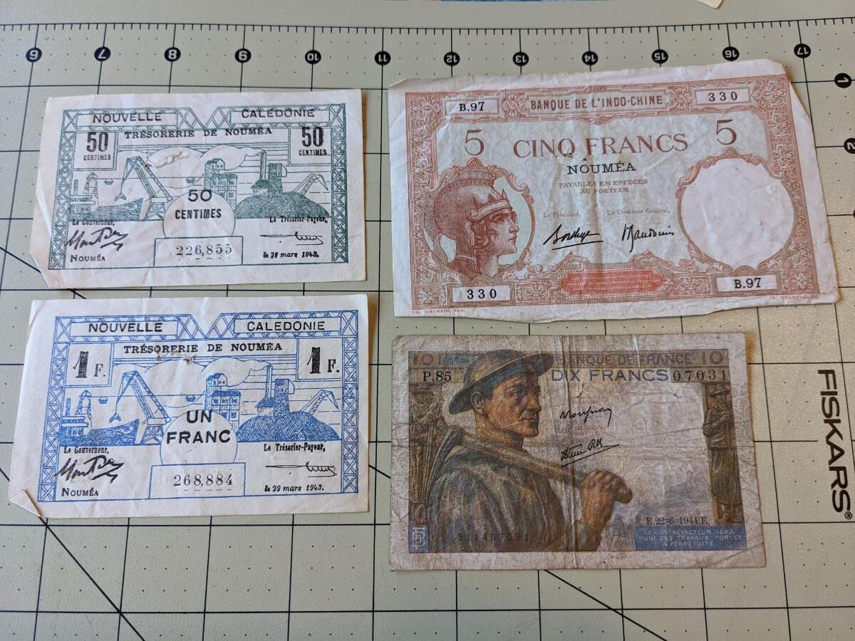 Lot of 4 French Banknotes | EstateSales.org