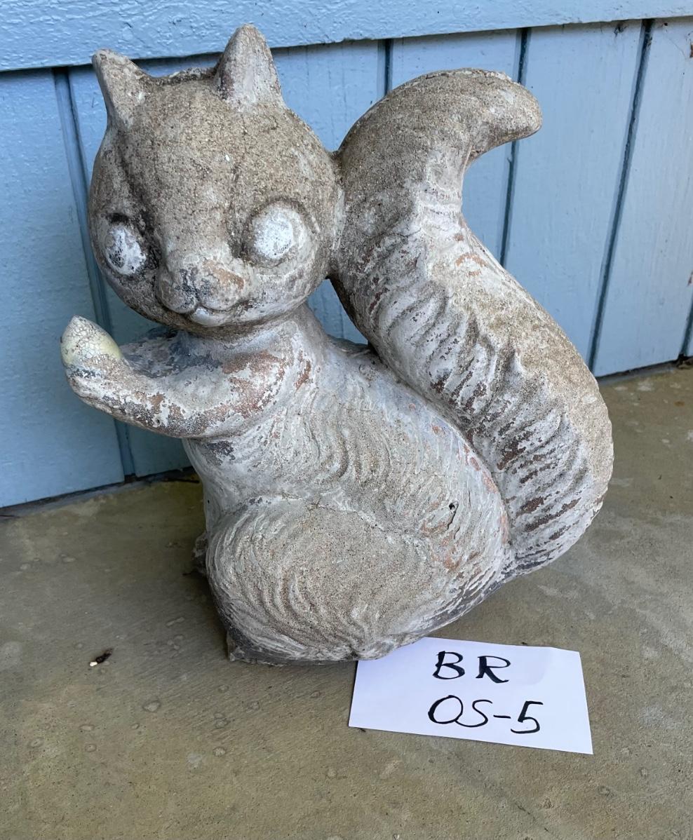 Squirrel | EstateSales.org